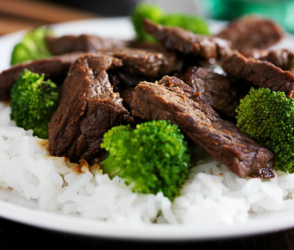 The ONLY Beef Roast Recipe You Need In Your Life (Easy Peasy!)
